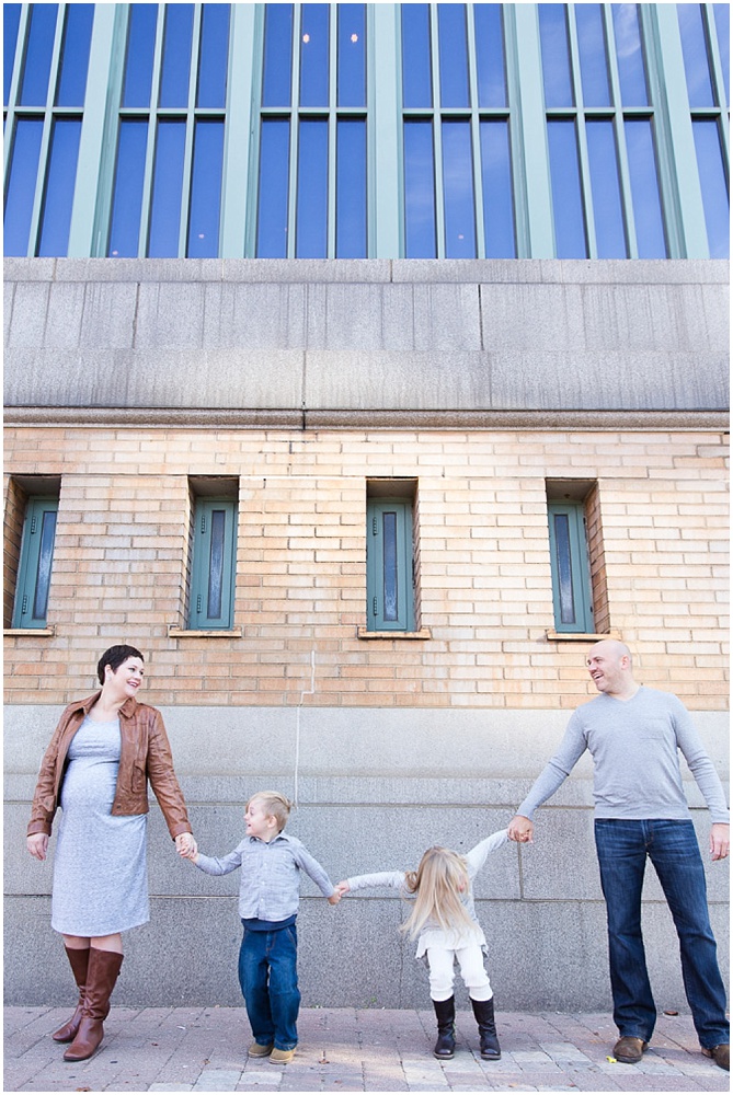 Ohio City Mini Session | The Vickers Family - Sami Renee Photography